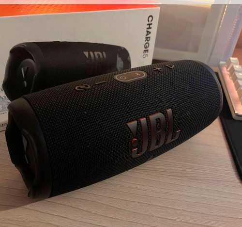 JBL Charge 5