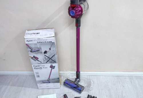 Вертикальный пылесос Dyson V7 Motorhead (SV11)