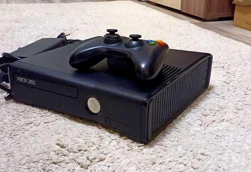 Xbox 360 slim с джойстиком