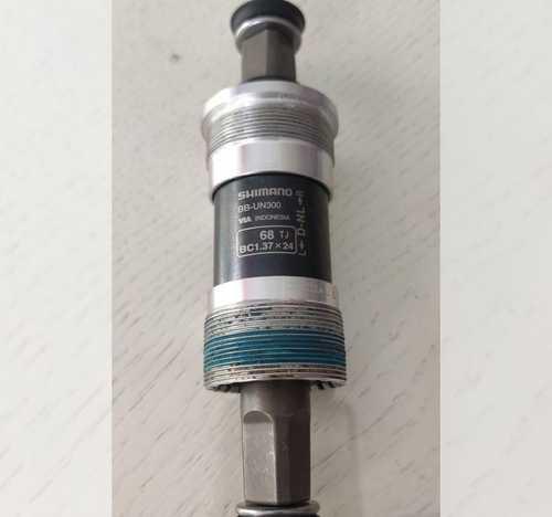 Каретка Shimano UN300 68/122.5(D-NL)