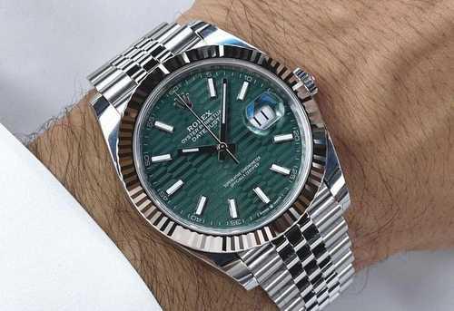 Rolex Datejust Green Motif dial / 2023