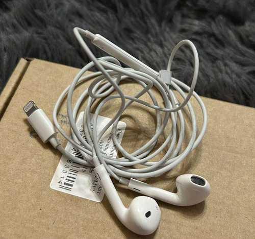 Наушники apple earpods lightning