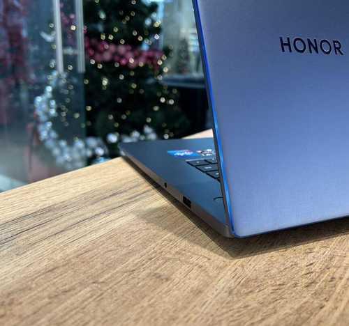 Ноутбук Honor MagicBook 15 BMH-WFQ9HN Ryzen 5-5500U/16gb/512gb Gray (AY7KPM4316001313)