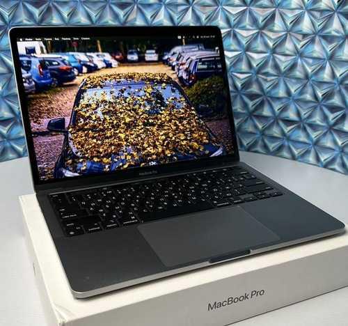 MacBook Pro 13 2022 M2 256Gb Space Gray, комплект