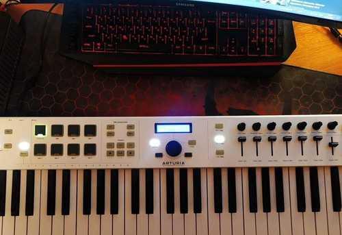 Arturia Keylab Essential 61 mk3 (Белая)