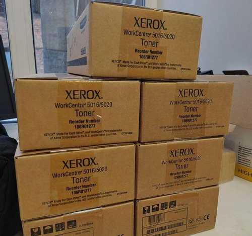 Тонер-картридж Xerox 106R01277