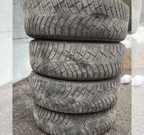 Michelin X-Ice North 4 215/60 R17 100T