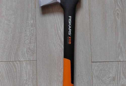 Топор fiskars x11