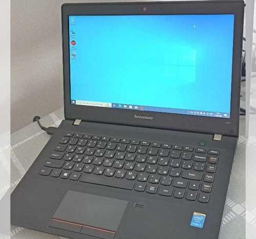 Ноутбук Lenovo E31-70 Core i3/8Gb/240ssd