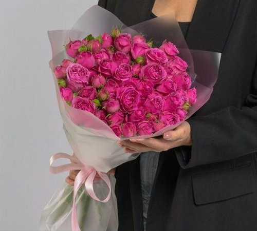 Букет 25 Кустовых Пионовидных Малиновых Роз (50 см