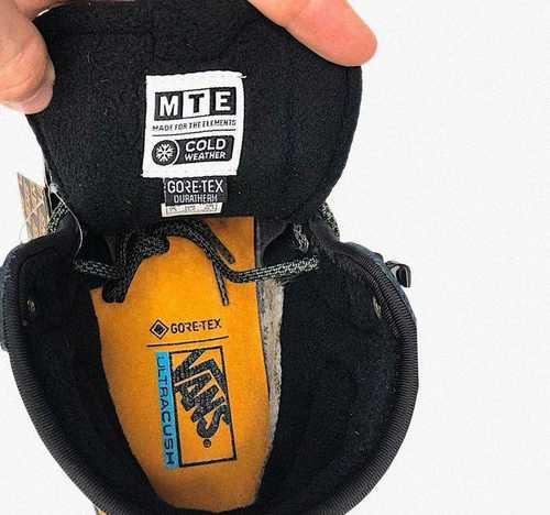 Кроссовки зимние vans gore tex