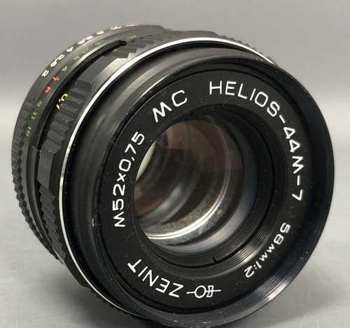 MC Helios-44M-7