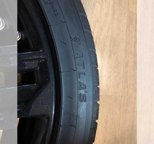 Atlas AS330 225/45 R18 95V
