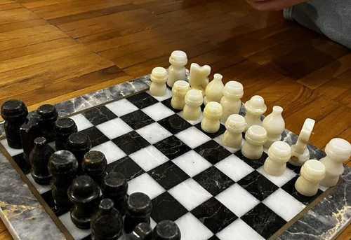 Шахматы из мрамора