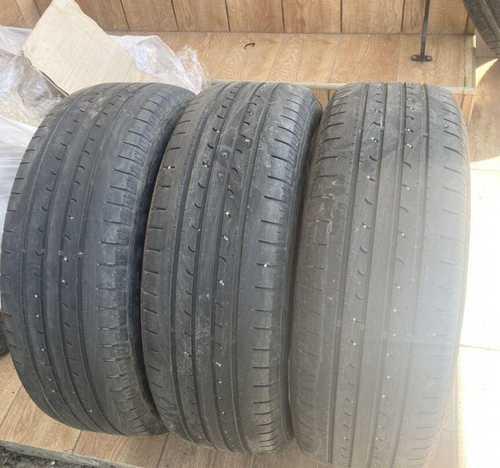 Goodyear EfficientGrip SUV 4x4 215/60 R17 96H