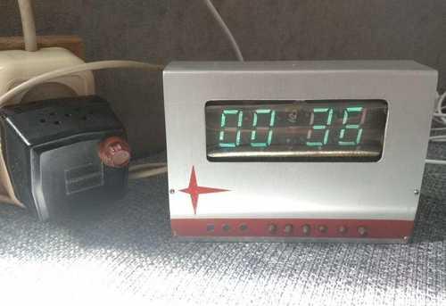 Радиоконструктор Часы СССР
