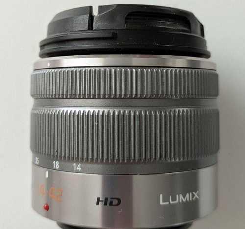 Объектив Lumix 14-42