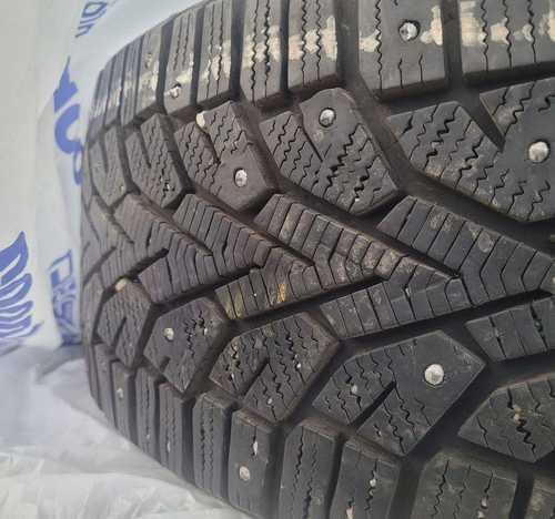 Gislaved NordFrost 100 215/55 R17