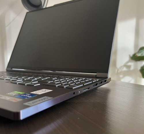 Lenovo legion slim 7