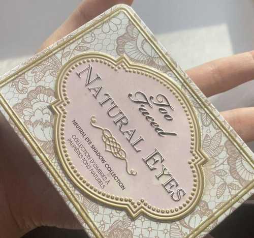 Too Faced natural eyes