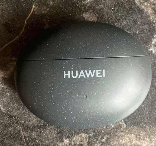 Наушник и кейс huawei freebuds 5i