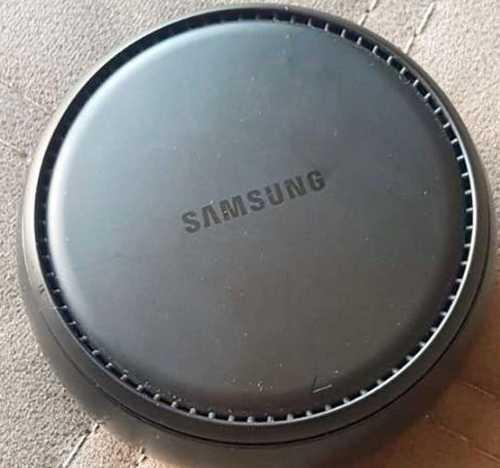 Докстанция Samsung DeX Station