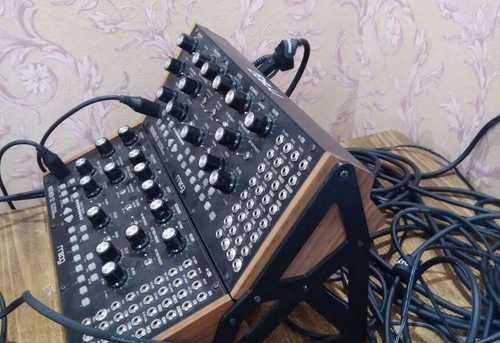 Стойка для 2х moog и универсальная стойка