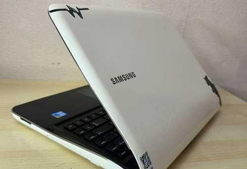 Мощный Белоснежный Samsung на i5/SSD/GT310M