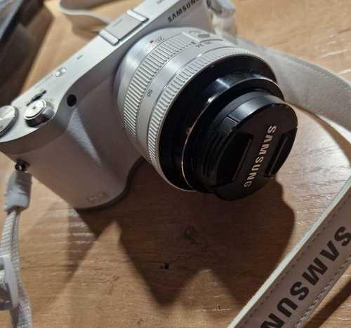 Samsung NX300