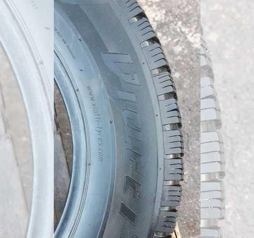 Viatti Vettore Inverno V-524 215/65 R16C 109C