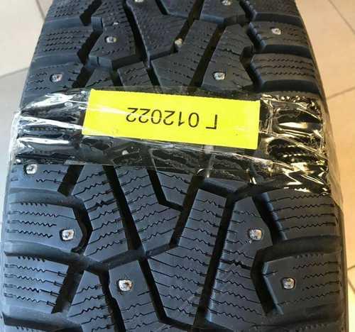 Pirelli Ice Zero 215/65 R16