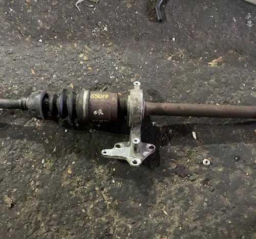 Привод передний правый Honda Civic 4D гибрид 1.4
