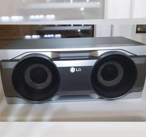 Музыкальная колонка LG