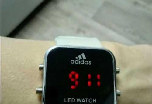 Часы adidas led watch