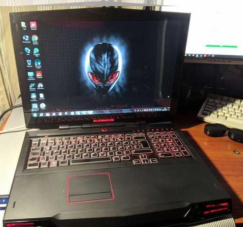 Ноутбук Alienware m17x-r2