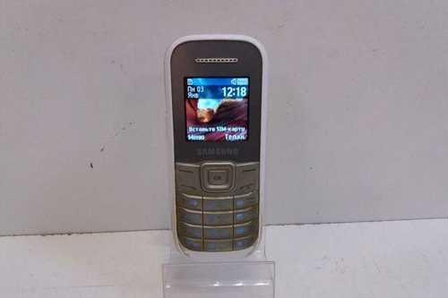 Телефон кнопочный Samsung GT-E1200M