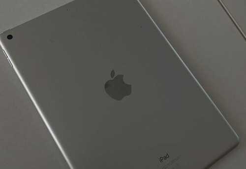 Планшет apple iPad 8 поколения и стилус