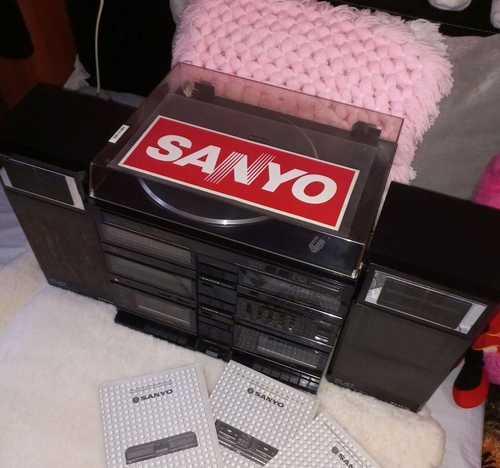 Музыкальный центр sanyo