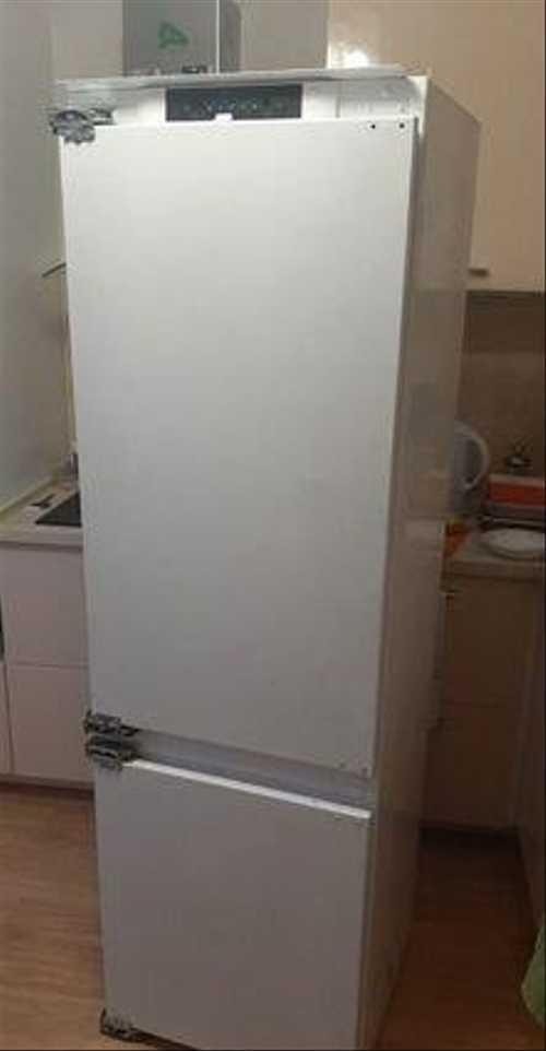 Встроенный холодильник под ремонт Gorenje