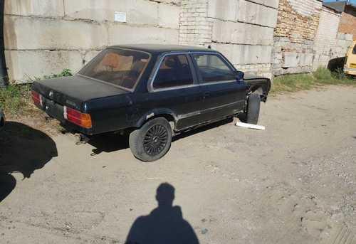 Разбор BMW e30 325 двух дверный седан