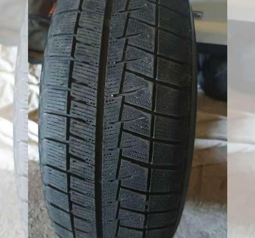 Bridgestone Blizzak Revo GZ 185/65 R15