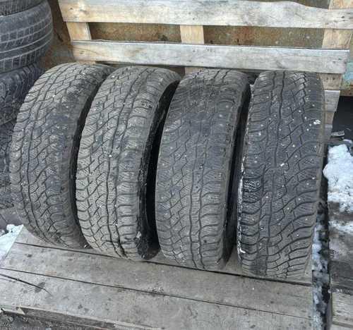 Viatti Bosco Nordico V-523 215/65 R16