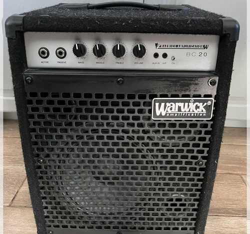 Басовый комбоусилитель Warwick BC20