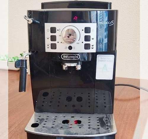 Кофемашина delonghi