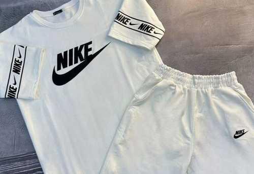 Спортивный костюм на лето Nike (футболка + шорты)