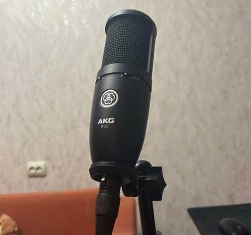 Студийный микрофон AKG P120