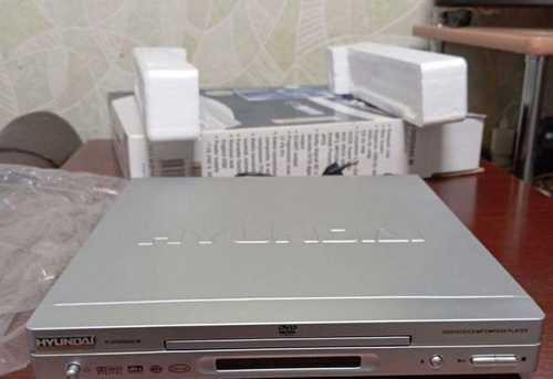 DVD плеер Hyundai h-dvd5042-m