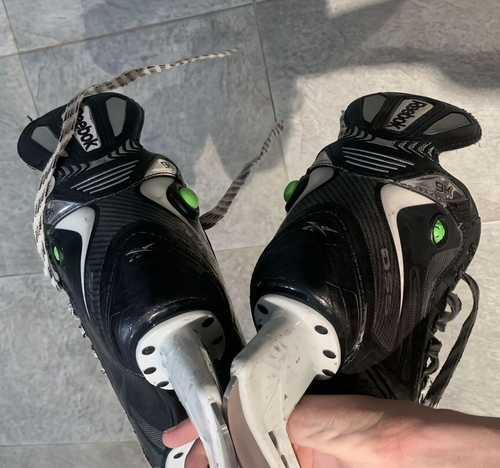 Коньки хоккейные reebok 9K 37 Размер