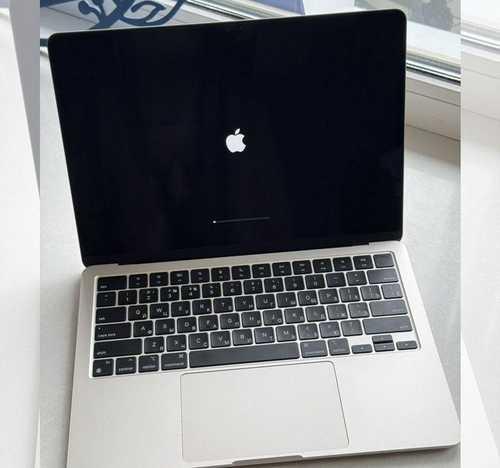 Apple macbook air 13 m3 8gb 512