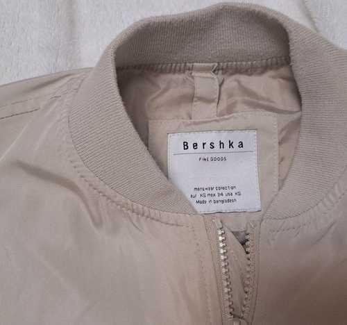 Бомбер/ветровка Bershka XS подростковая(рост 158)